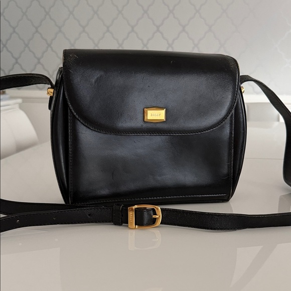 Bally | Bags | Bally Black Leather Crossbody Bag With Gold Hardware ...